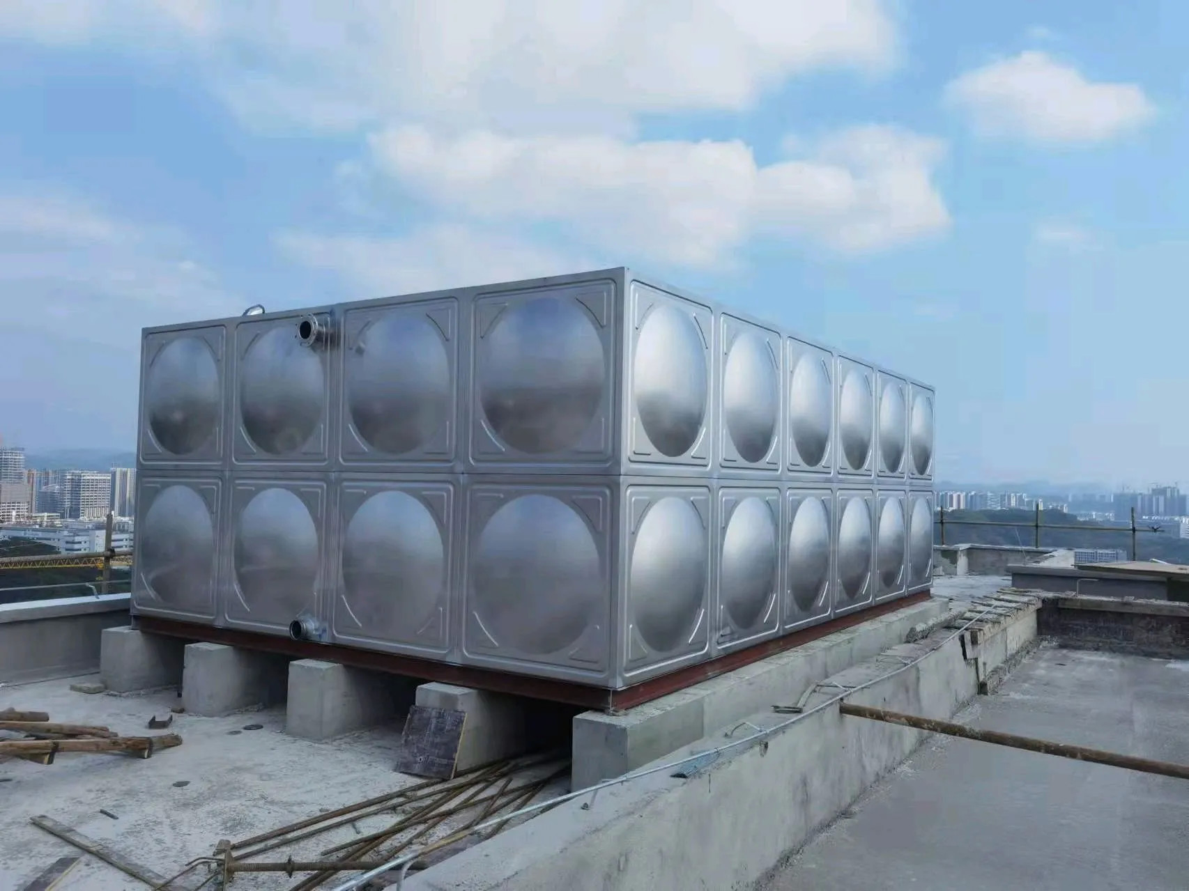 Outdoor Industrial Insulated Water Tank 0.6MPa With 100 Ton Capacity